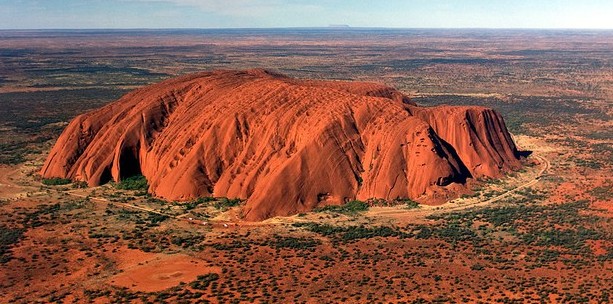 How heavy is Uluru?